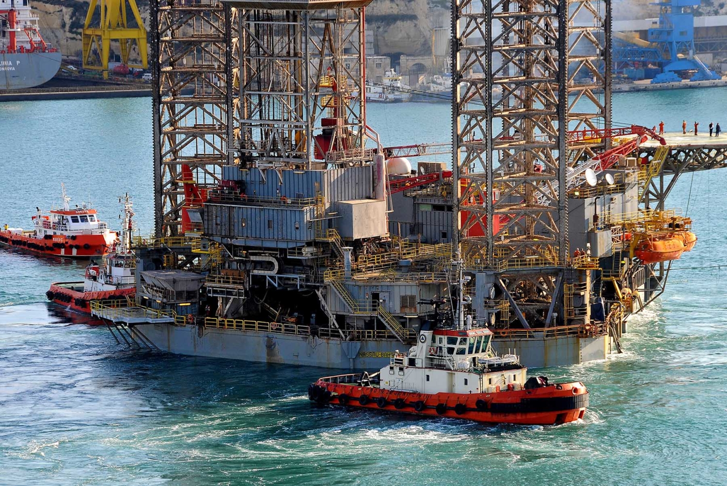 Oil Rigs / Terminal Towage Services - TUG Malta